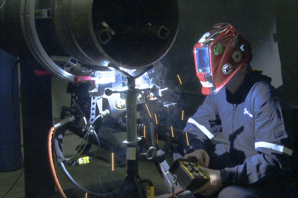 Welding with Ergonomics and Mechanization | Bug-O Systems